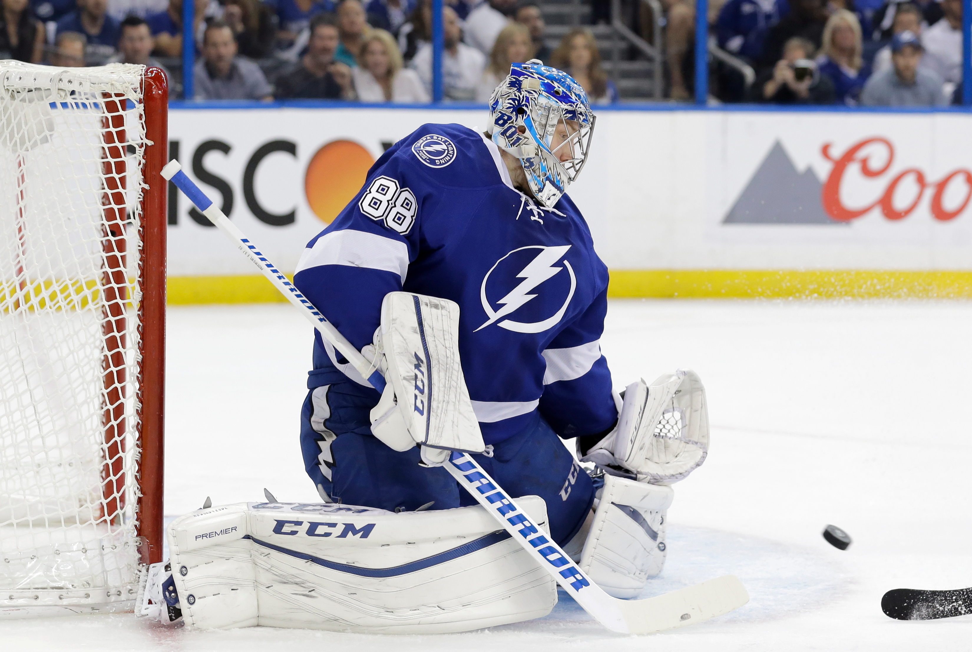 Lightning beat Penguins 4-3, even Eastern Conference finals | 11alive.com